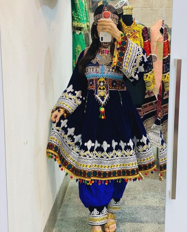 Afghan clothes (Gand Afghani )